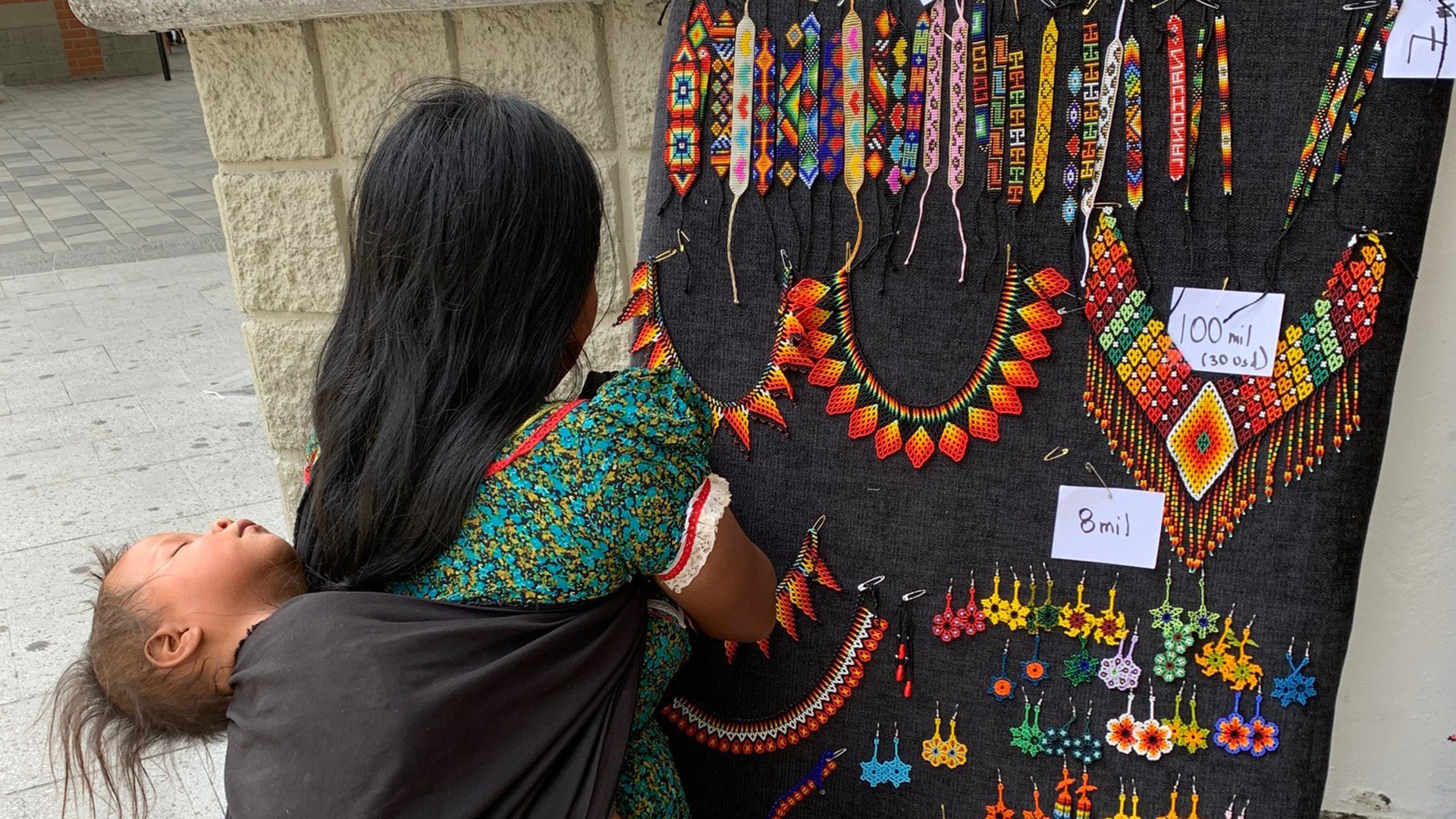 Embera Bead Project - Helping Displaced Indigenous Families - IMB